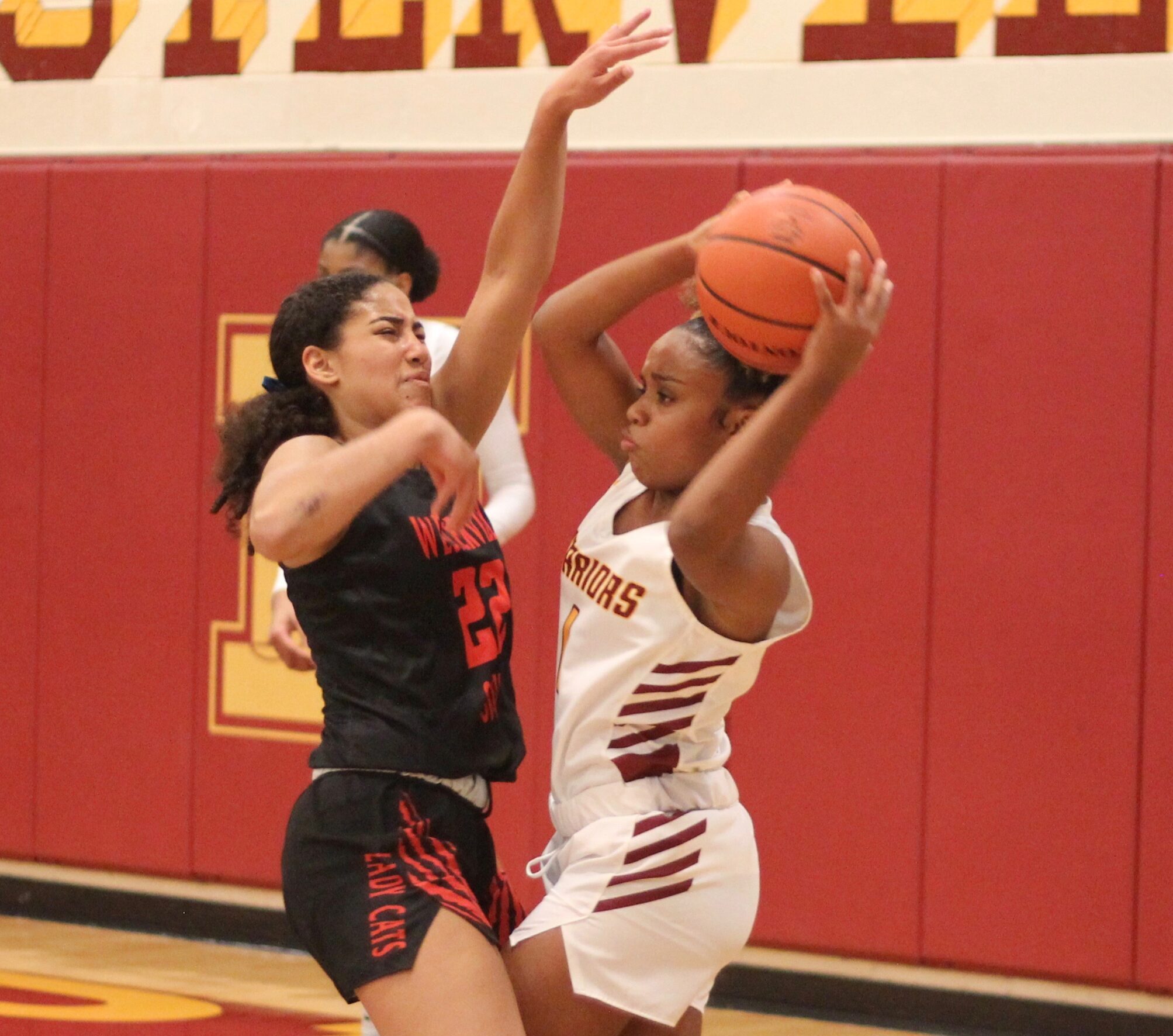 Fierce Competitors! | Prep Girls Hoops